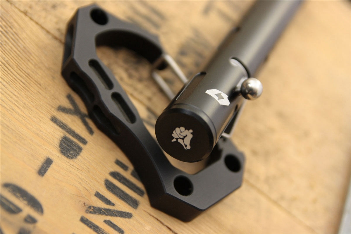 FOURSEVENS Bolt-Action 2xCR2 Light, Cool White LED Flashlight, 490 Max ...