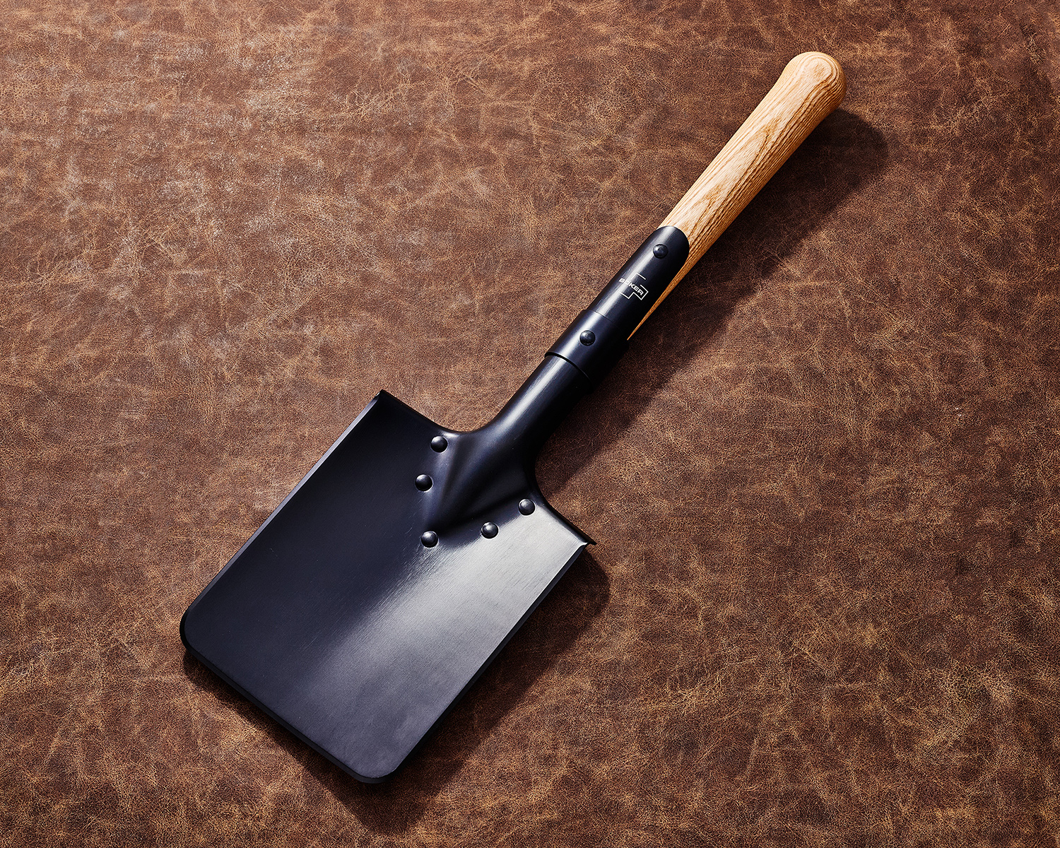 Boker Plus M1874 Shovel, 20.87" Overall, Ash Wood Handle, Nylon Sheath - KnifeCenter - 09BO500 ...