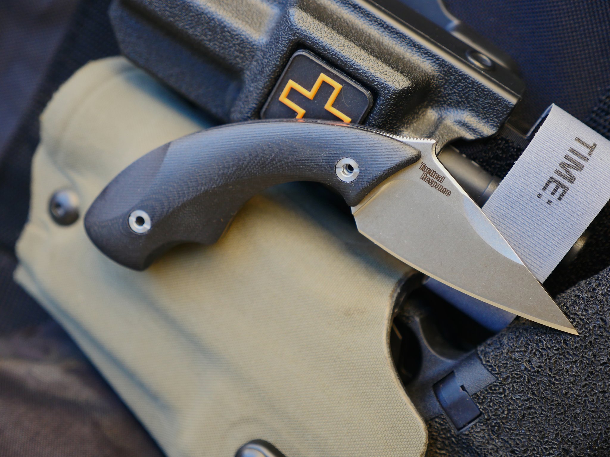 Brous Blades James Yeager MF-CEO Fixed 2.6" D2 Stonewashed Blade, Black ...