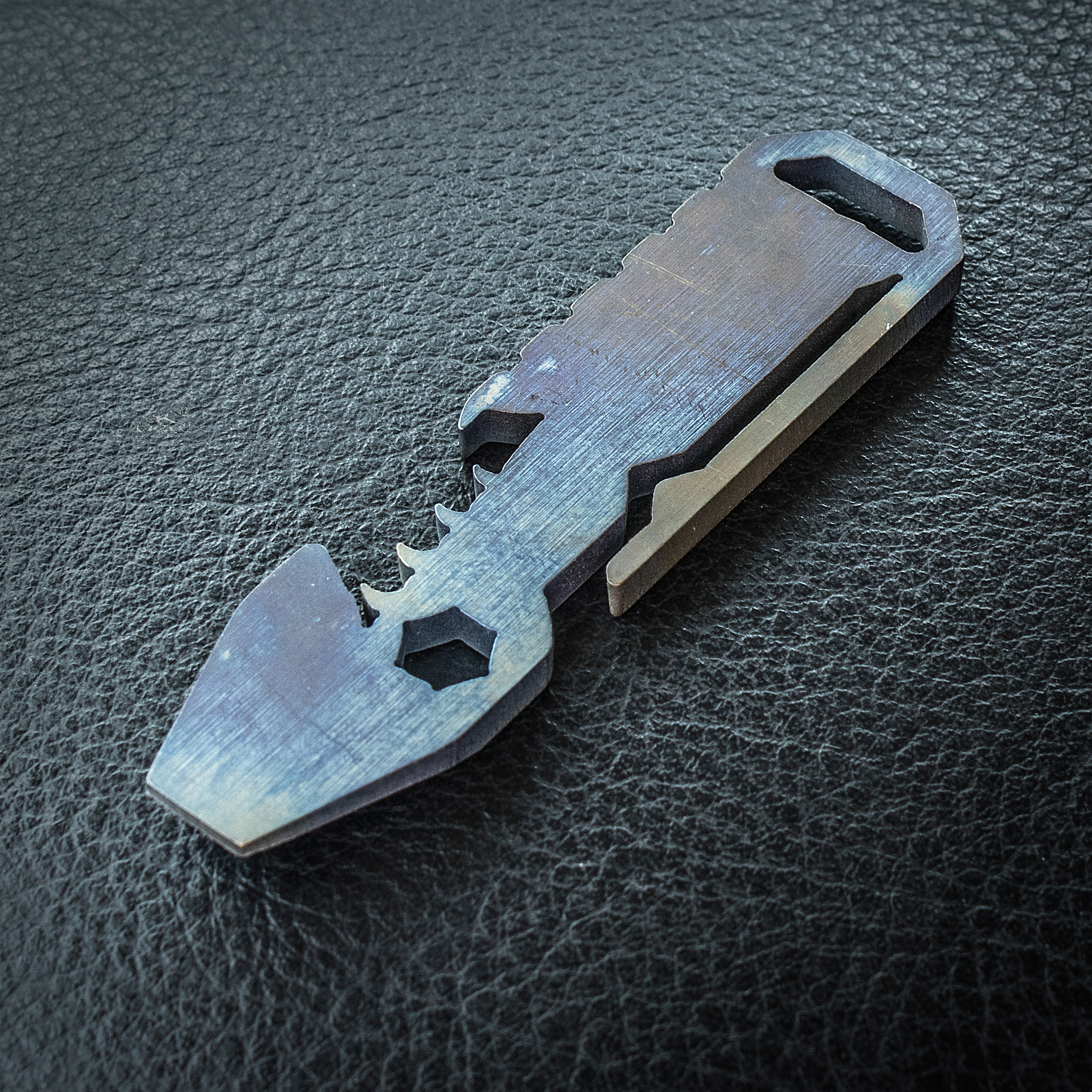 EOS Titanium Mini TiShark Pry Bar Multi-Tool, Flamed - KnifeCenter ...