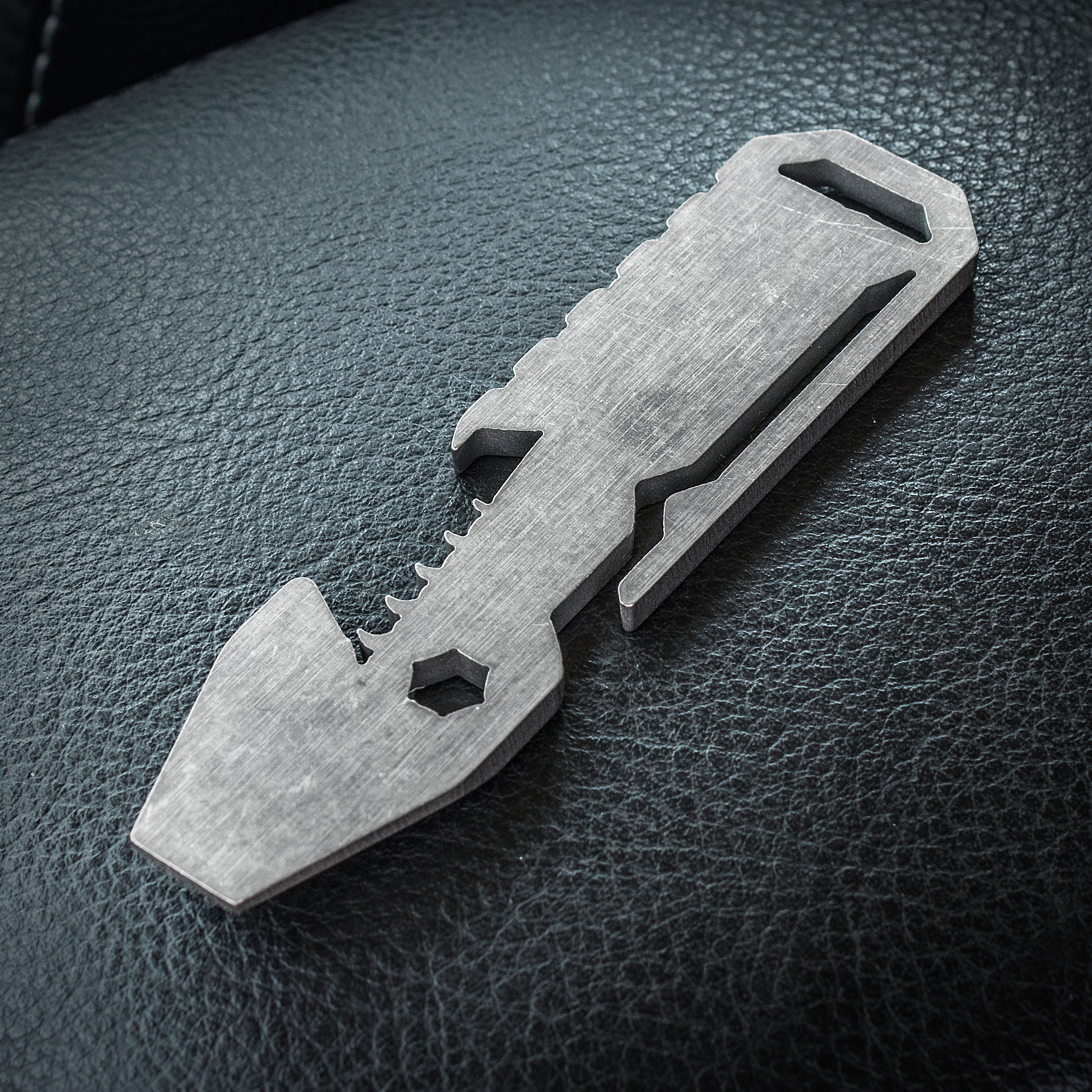 EOS Titanium TiShark Pry Bar Multi-Tool, Raw - KnifeCenter - SHK_RW