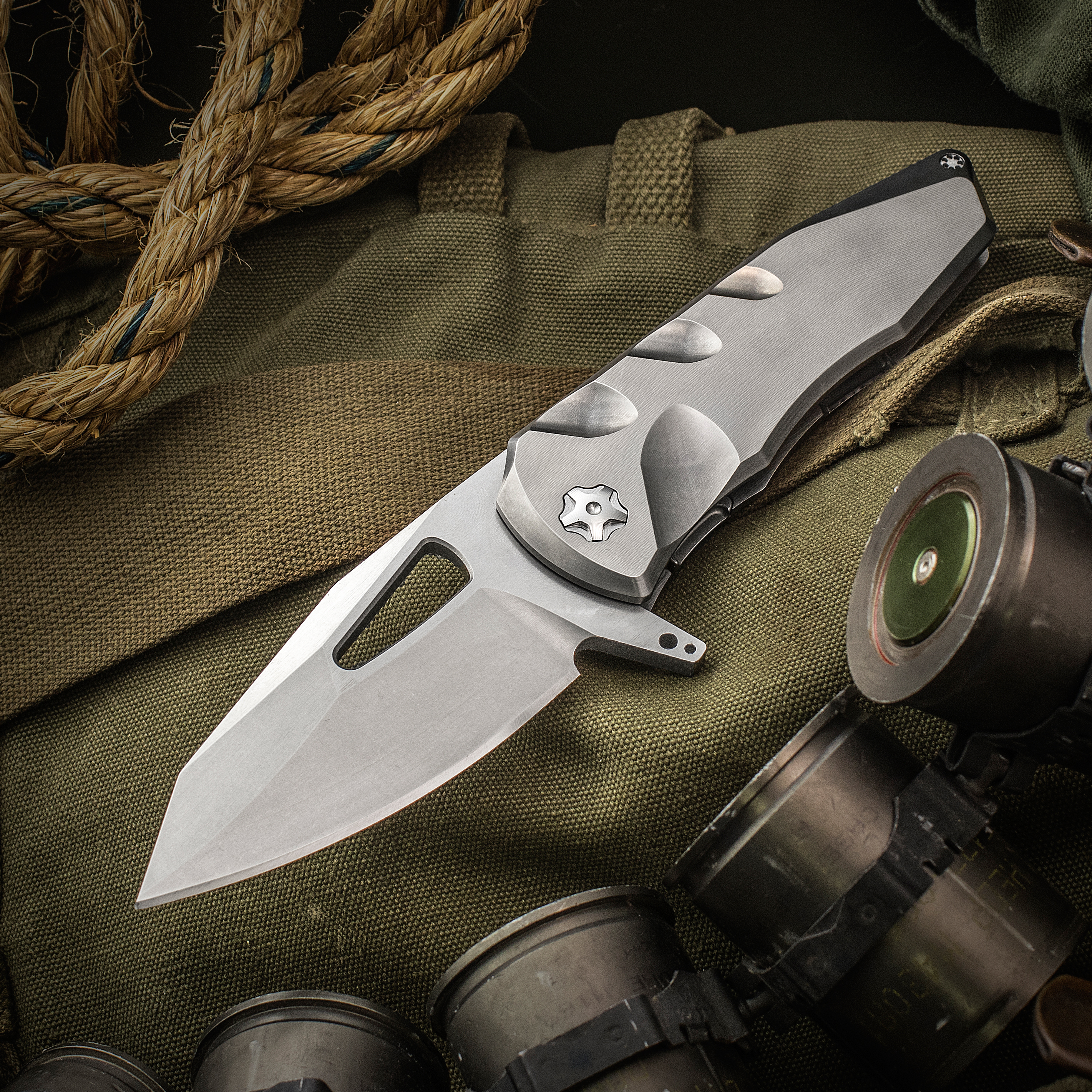 EOS Squid Flipper 3.625" S35VN Stonewashed Blade, Milled Titanium ...