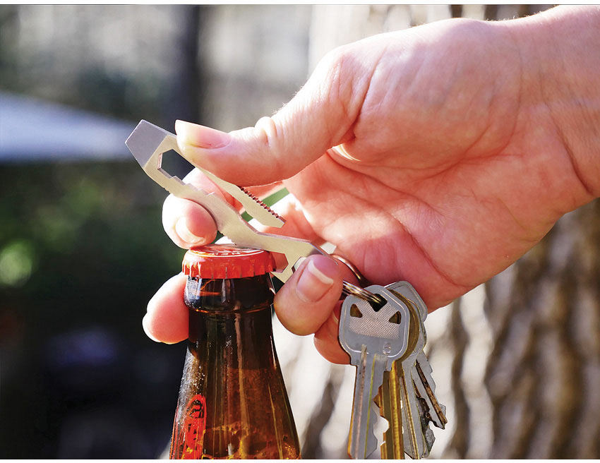 Griffin Pocket Tool Original, Titanium - KnifeCenter - GPTTI