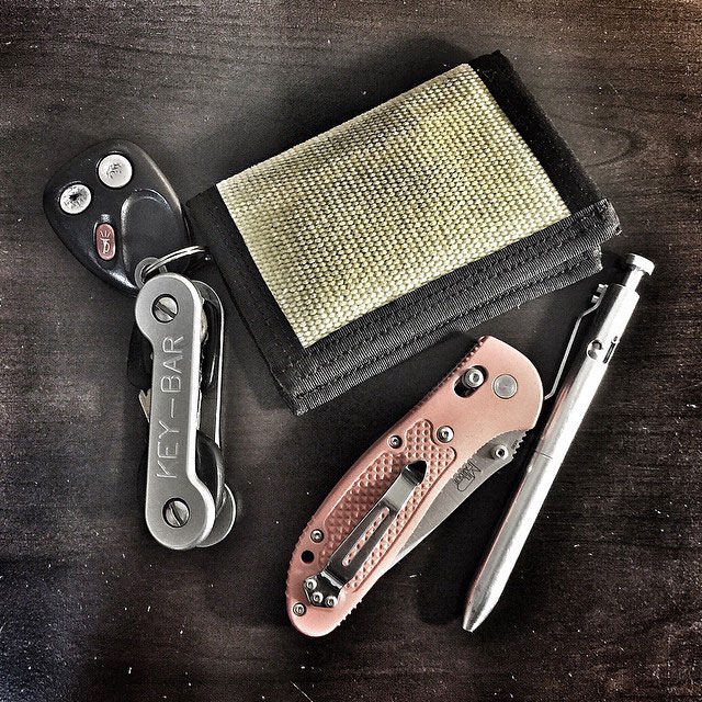 KeyBar Key Organizer Aluminum Model with Pocket Clip, Holds up to 12 ...