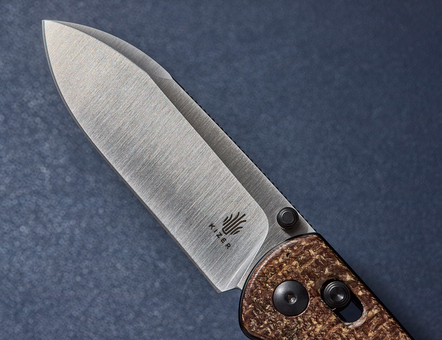 Kizer Cutlery Azo Drop Bear Clutch Lock Folding Knife 2.99" S90V Satin ...