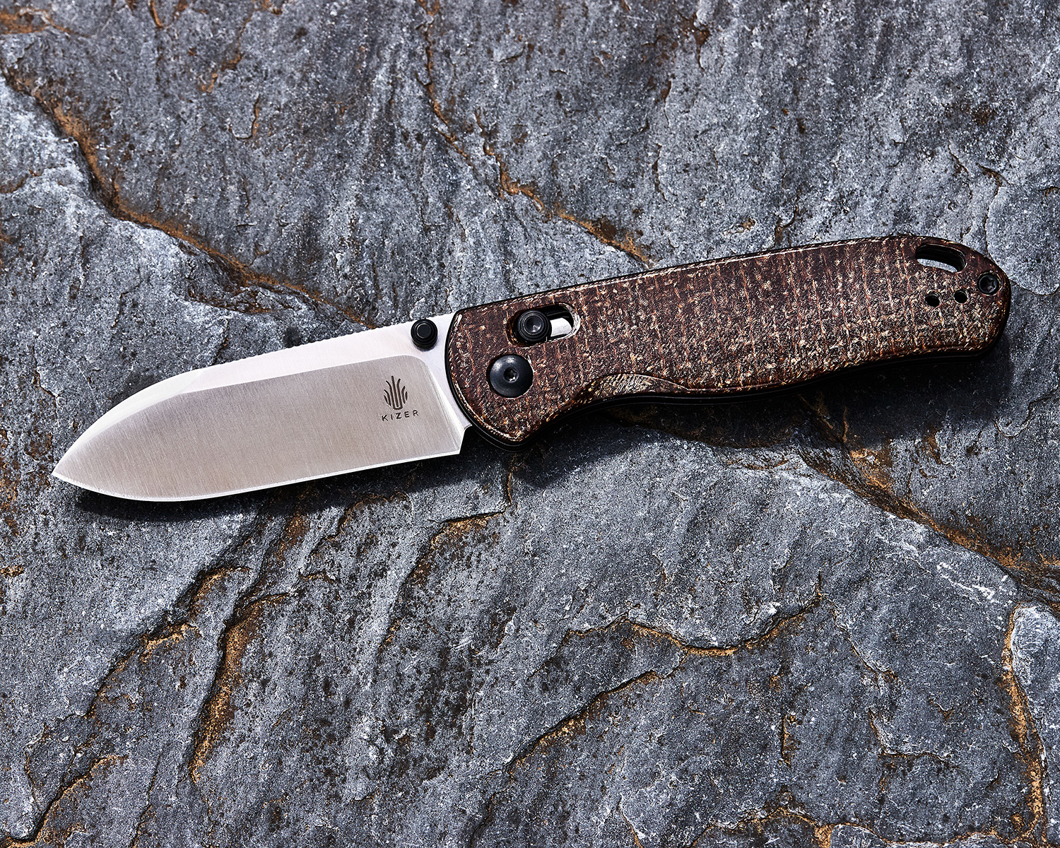 Kizer Cutlery Azo Drop Bear Clutch Lock Folding Knife 2.99" S90V Satin ...