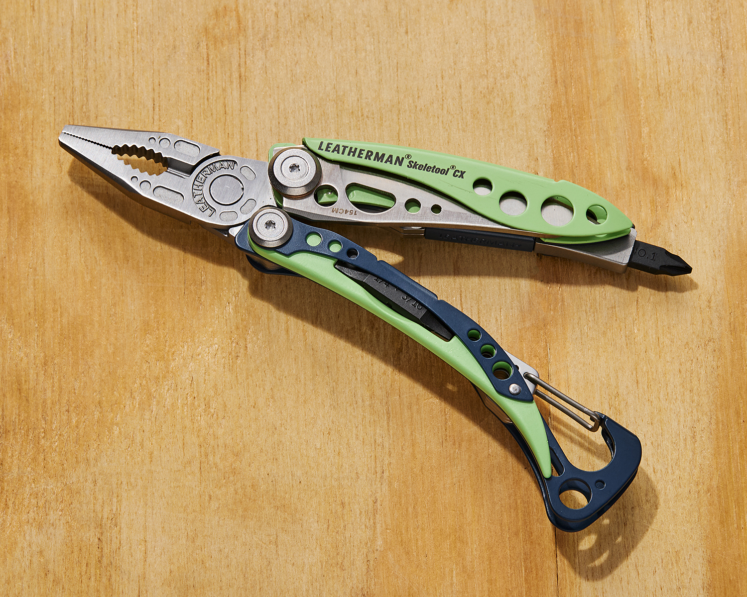 Leatherman Skeletool CX Pocket-Size Multi-Tool, Verdant - KnifeCenter ...
