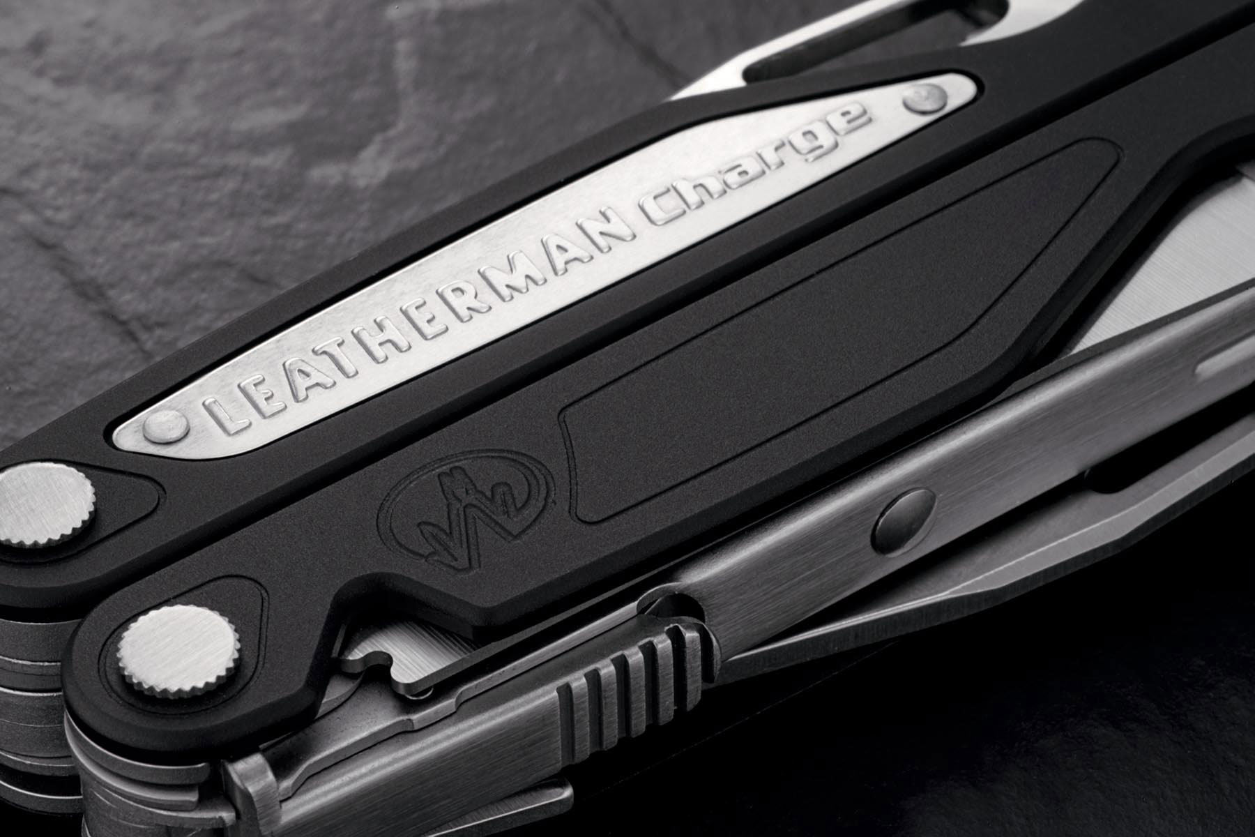 Leatherman Charge AL Full-Size Multi-Tool, Black, Premium Leather ...