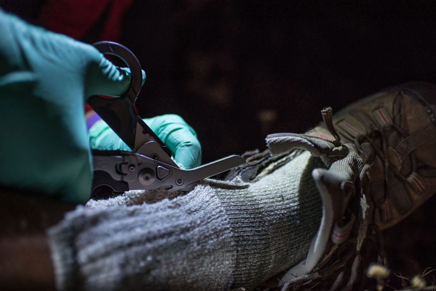 Leatherman Raptor Rescue Medical Shears Full-Size Multi-Tool, Black ...