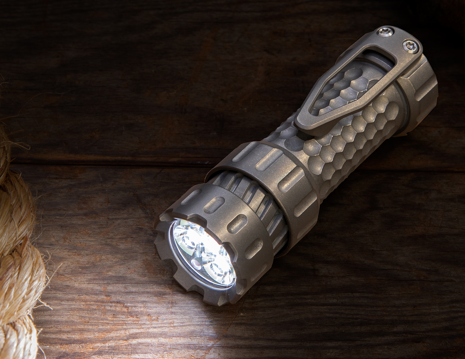 Mechforce Mechtorch EDC Flashlight Gen 2 Turbo with Charger ...