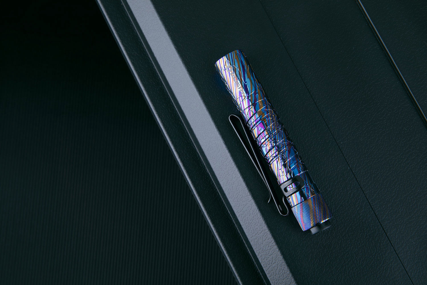 Olight Limited Edition i3T EOS Slim LED Flashlight, Titanium Damascus ...