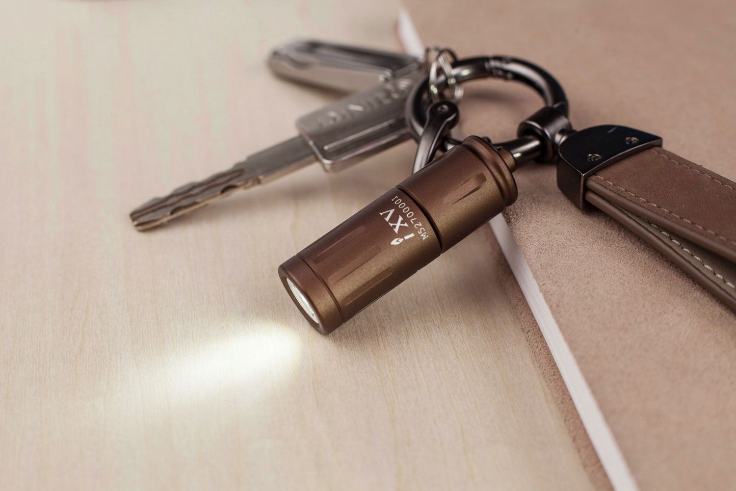 Olight iXV Rechargeable Keychain LED Flashlight with USC-C Charging ...