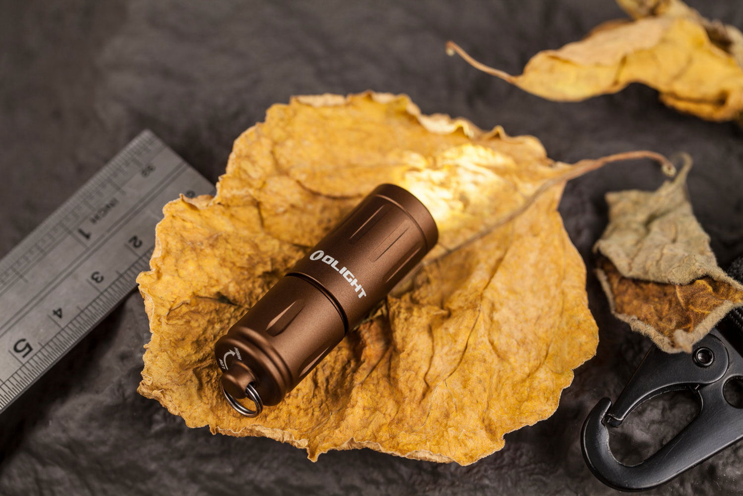 Olight iXV Rechargeable Keychain LED Flashlight with USC-C Charging ...