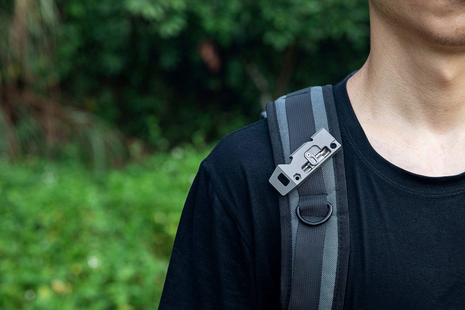 Olight Opry Pro Multi-Functional Titanium Pry Bar - KnifeCenter ...