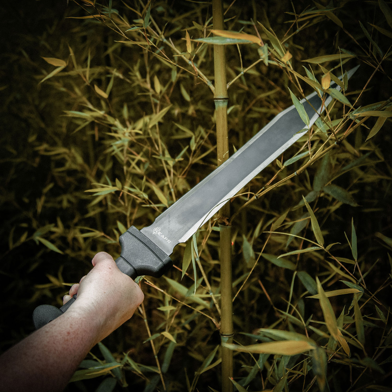 Reapr 11005 Meridius Sword 18" Black Double Edge Blade, FRN Handle ...