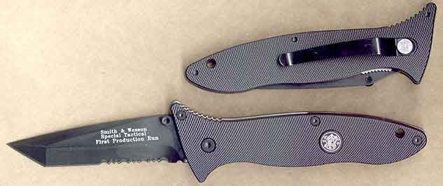 Smith &Wesson SWAT Knife Spec Ops Tanto Blade - KnifeCenter ...