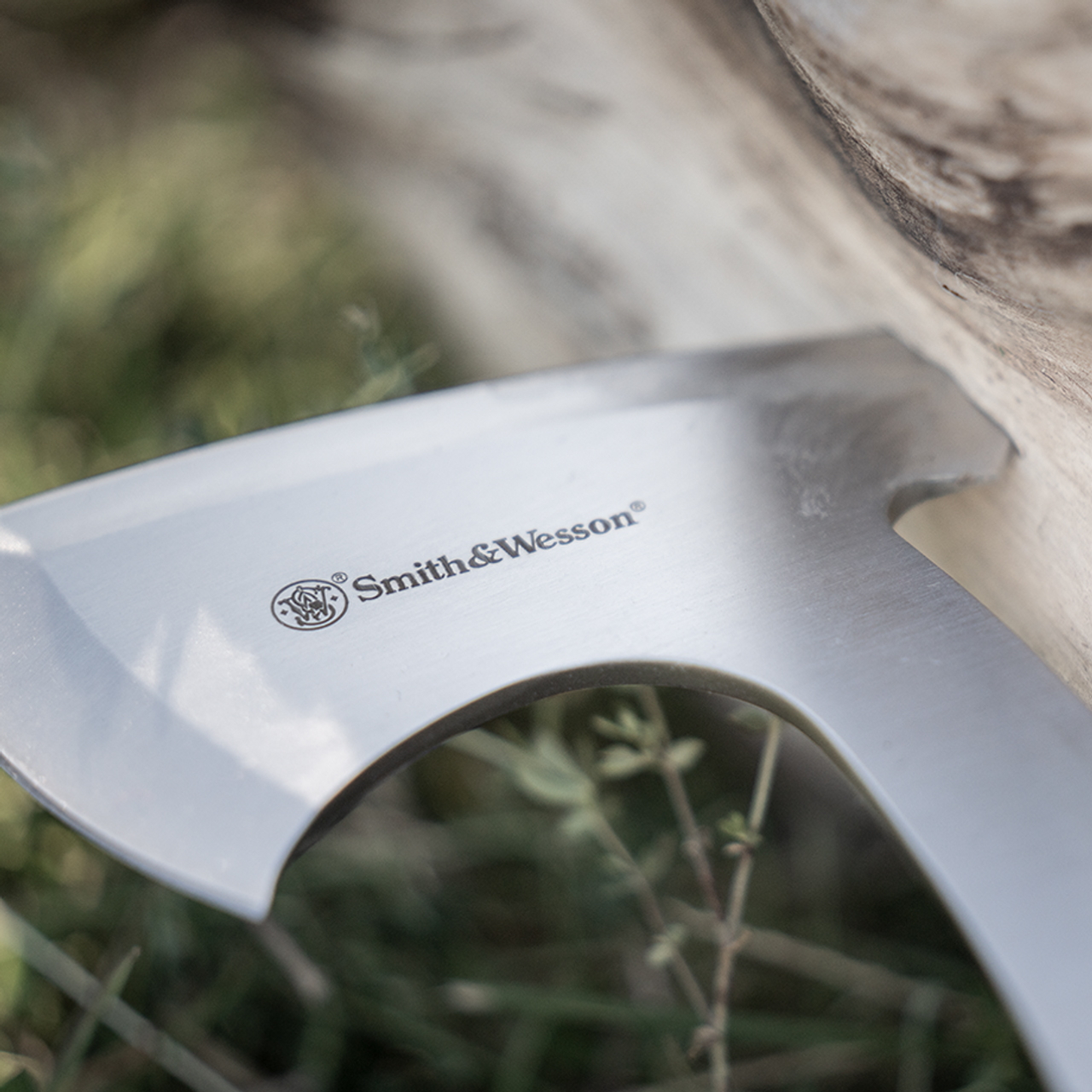 Smith & Wesson Set of 3 Bullseye Throwing Axes, 10" Overall ...