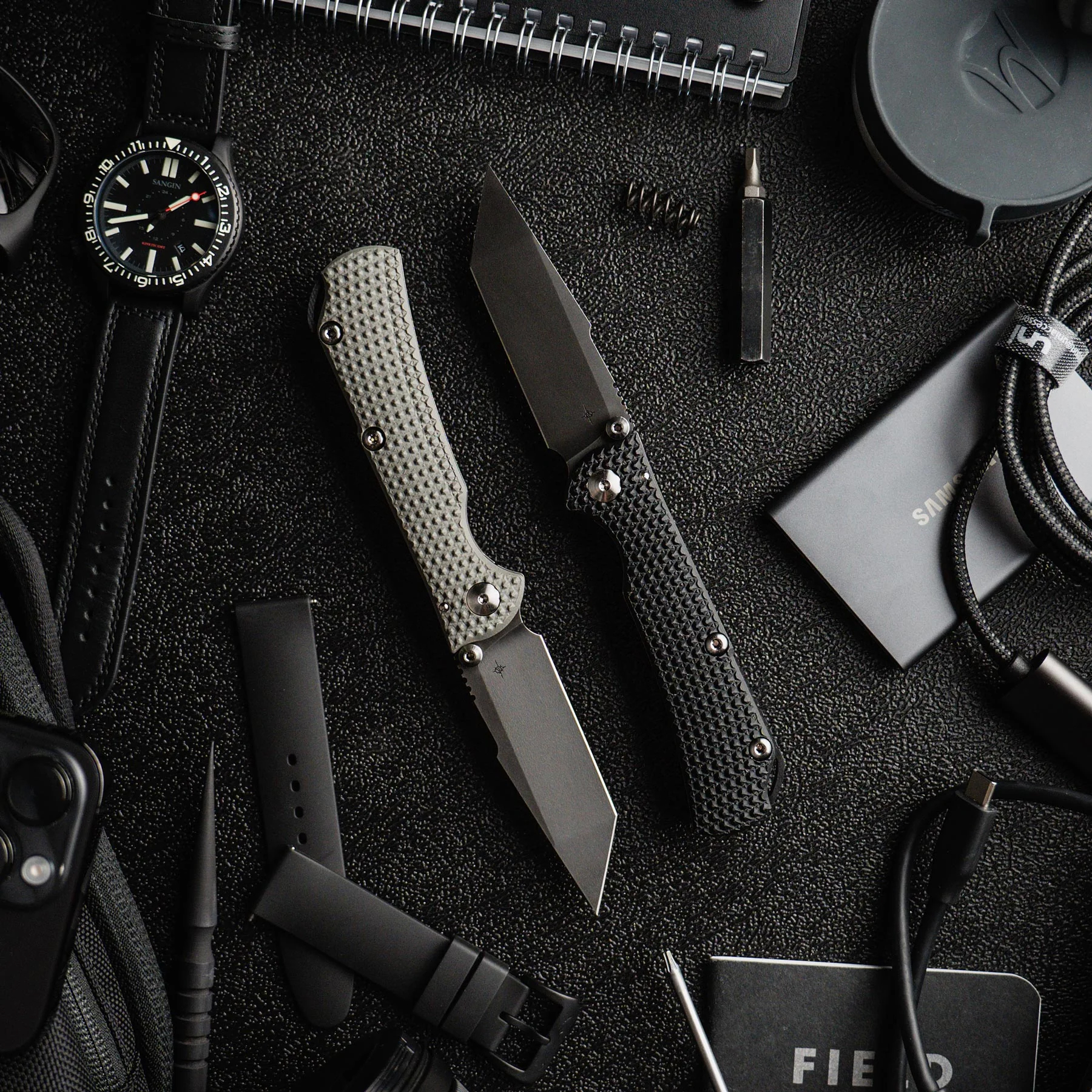 Toor Knives Chasm XLT Folding Knife 3.125" CPM-154 Black Oxide Tanto ...