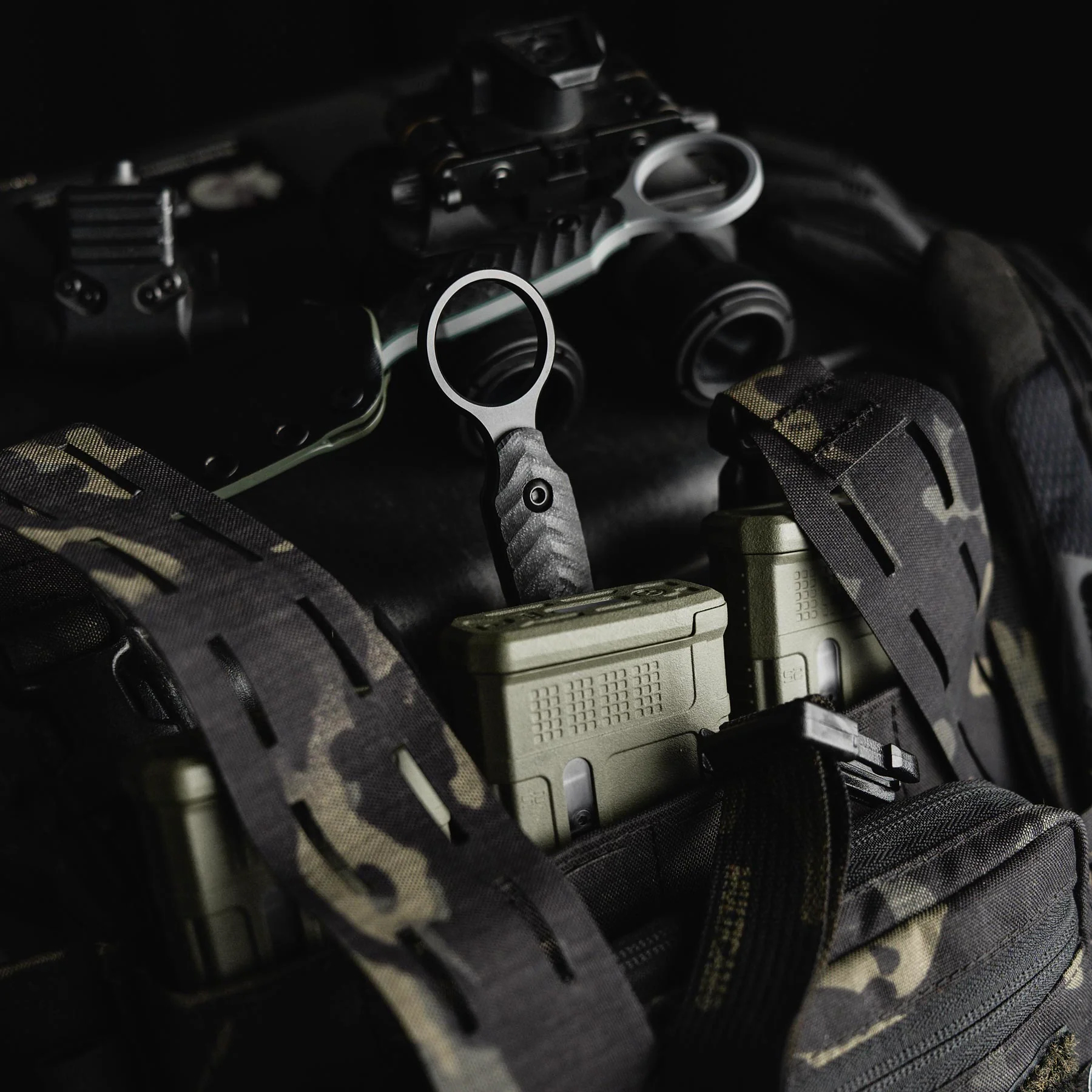 Toor Knives Specter R Fixed Blade Knife 4.25" CPM-M4 SOCOM Black KG ...