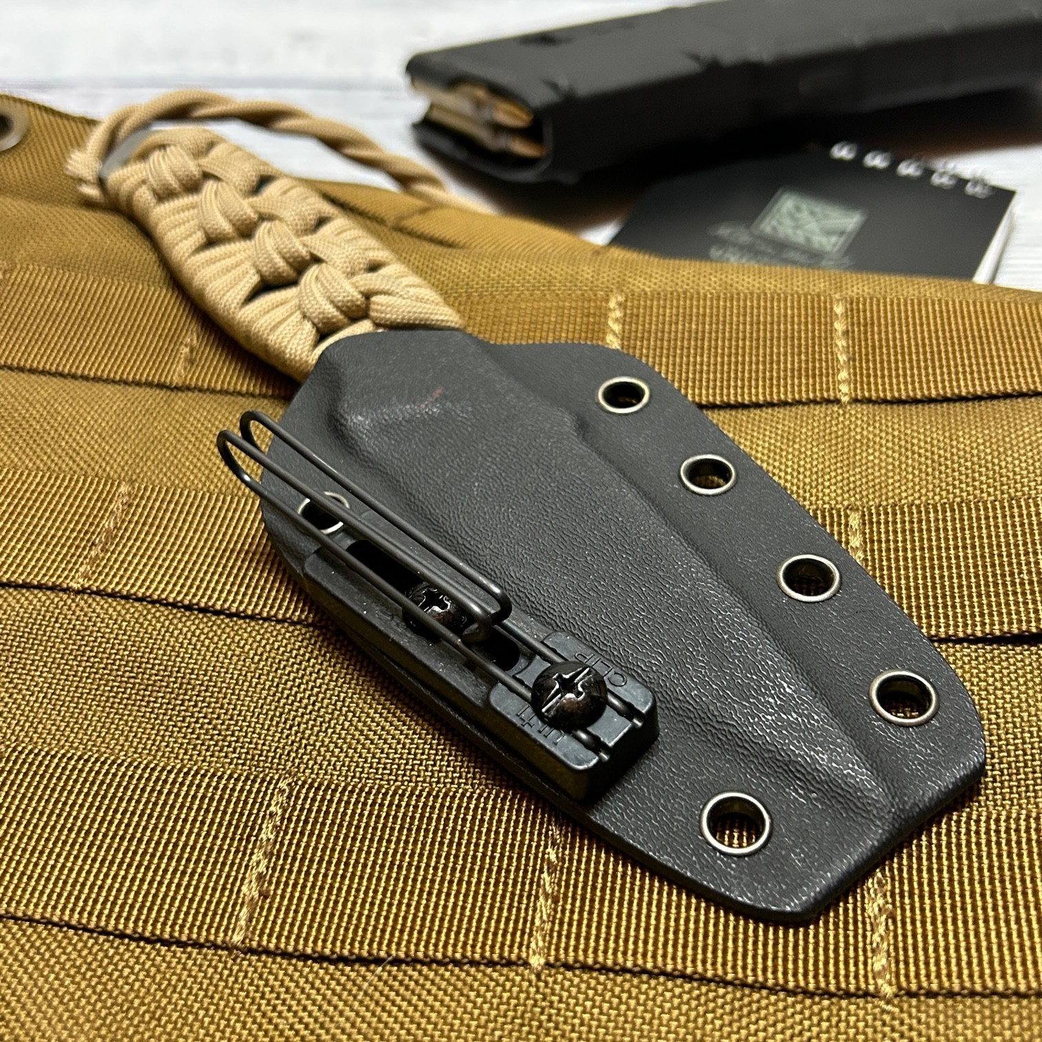 ULTICLIP AP Clip All Purpose Sheath Wire Clip - KnifeCenter - 609-APD