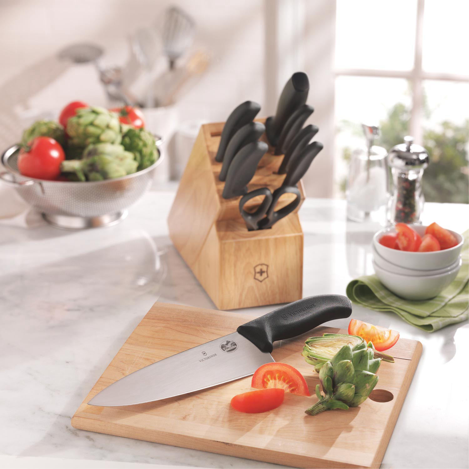 Victorinox Swiss Classic 10 Piece Kitchen Block Set, Black TPE Handles ...