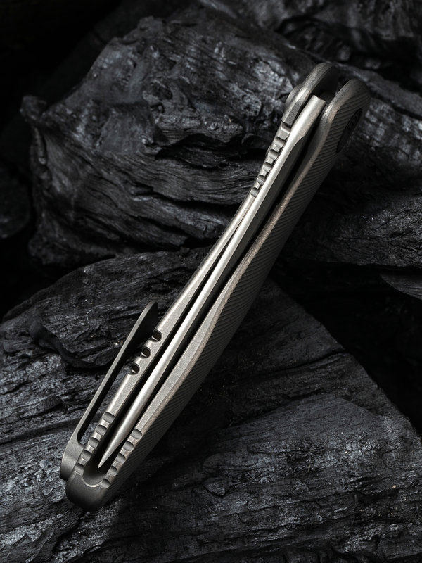 We Knife Company 2012CF-A Jim O'Young Mini Synergy Flipper Knife 2.93 ...